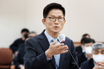 Kim Moon-soo was nominated as Minister of Labor, at odds with the labor ...